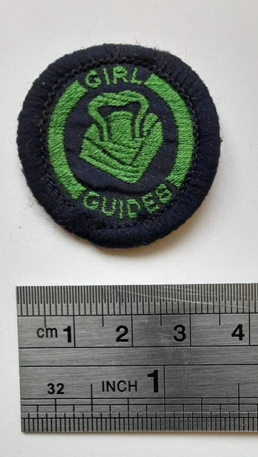 VINTAGE GIRL GUIDE interest badge - Laundress £1.50 - PicClick UK