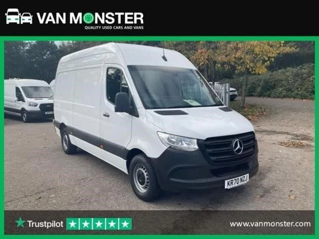 2021 MERCEDES-BENZ SPRINTER 3.5t H2 Progressive Van PANEL VAN DIESEL ...