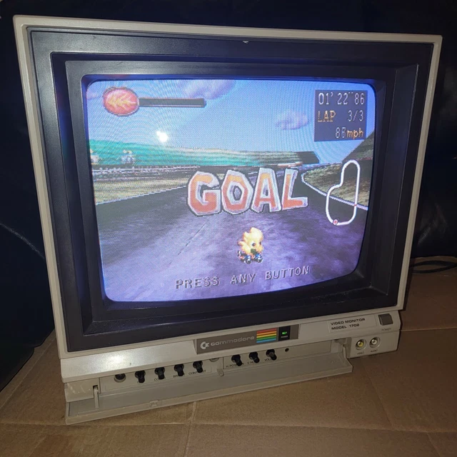 VINTAGE COMMODORE 1702 Monitor Retro Gaming Rare - READ DESCRIPTION ...