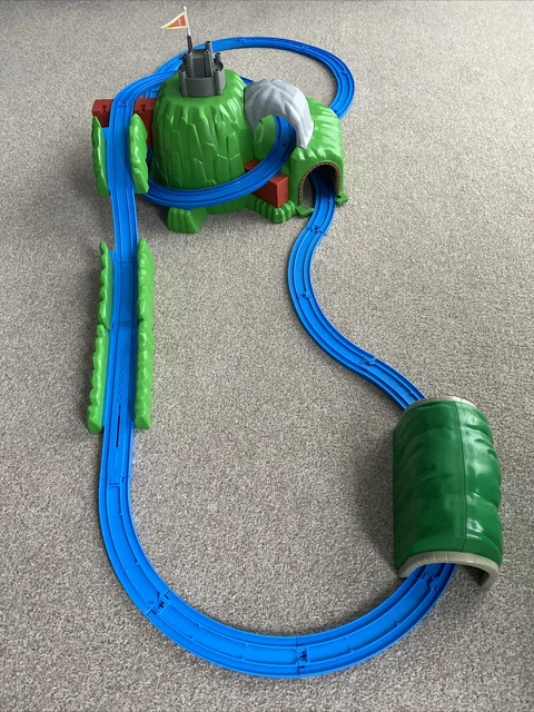 TOMY TRACKMASTER THOMAS the Tank Engine train set rollercoaster ...