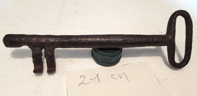 CLÉ CLEF ANCIENNE fer forgé EGLISE château PORTE COCHERE key XIX ème ...