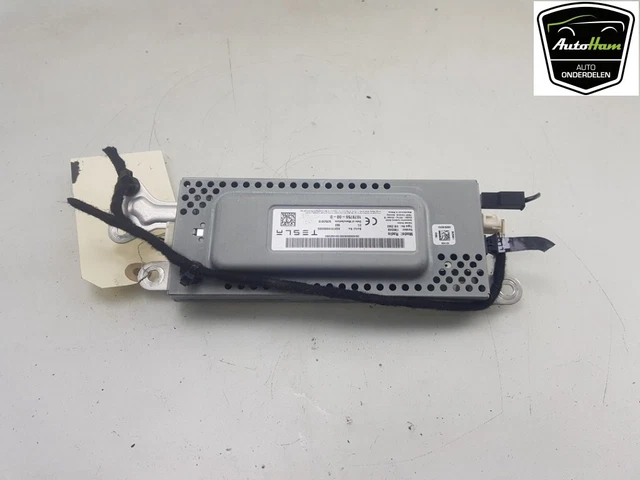 AUTORADIO RADIO MODULE Tesla Model 3 Sedan EV AWD (3D7) 2019 107975500D ...