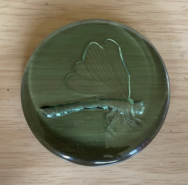 GREEN GLASS PAPERWEIGHT/COASTER With A Dragonfly Design Incorporated £ ...