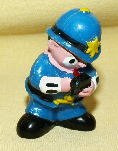 POLICE FIGURE FIGURINE Vintage Keystone Cop Traffic Hard Plastic ...