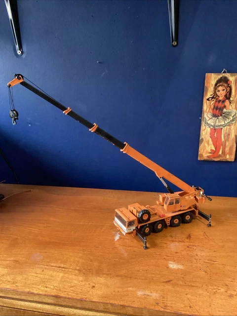 VINTAGE CONRAD 2070 1:50 scale Scott Greenham crane used play worn £50. ...