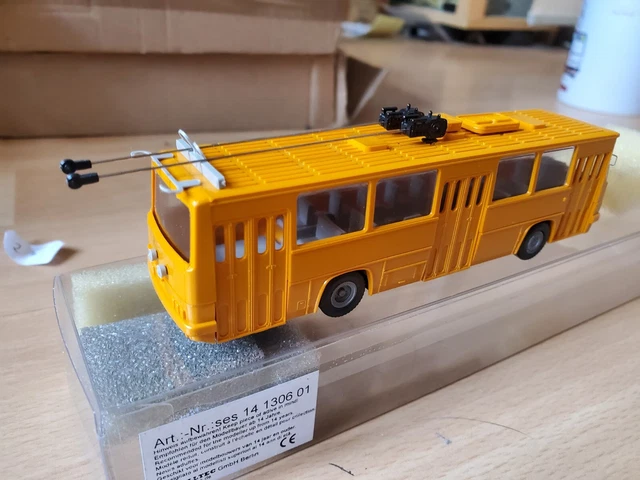 PROTOTIPO FILOBUS SES Ikarus 260-T Weimar DDR H0 1:87 EUR 25,00 ...