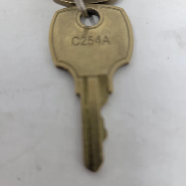 VINTAGE KEY VERSAGUARD C254A Appx 1-5/8" Mailbox Desk Cabinet d2k $11. ...