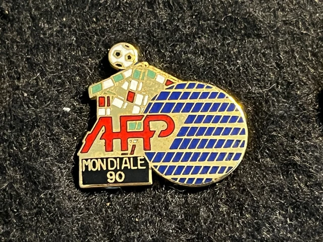 C PINS PIN FOOTBALL SOCCER WORLD CUP 90 1990 COUPE DU MONDE AFP MEDIA ...