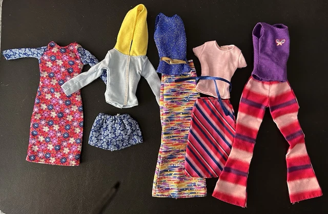 VINTAGE MATTEL 1995 BARBIE DOLL 6 Fashion Gift Pack #68073-5 … MISSING ...