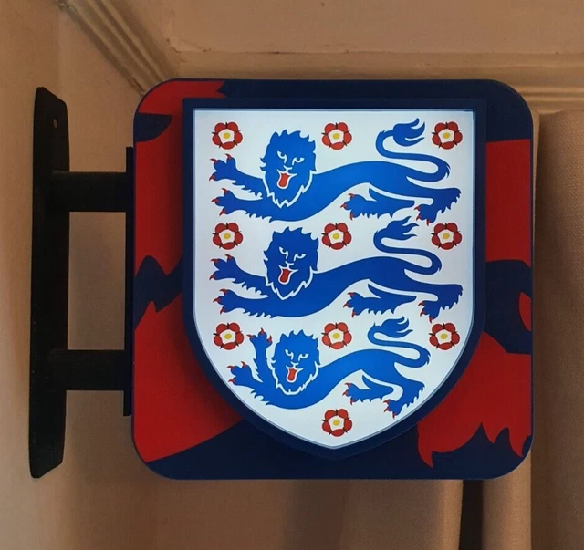 ENGLAND FOOTBALL LIONS World Cup Qatar Wall Mountable sign Lamp £89.99 ...