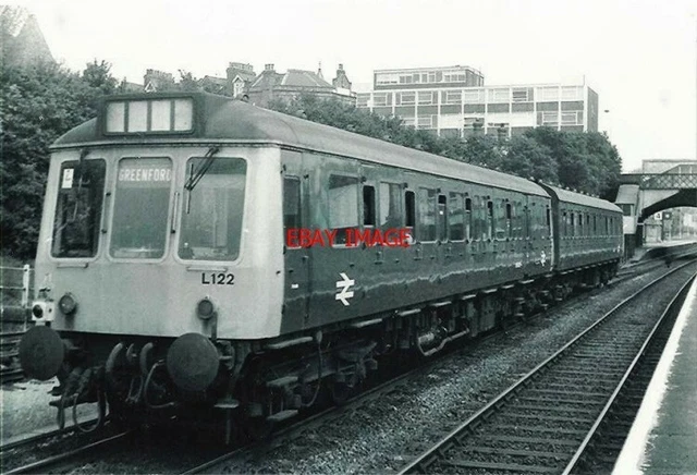 PHOTO 2-CAR Dmu Set Approaching West Ealing Made Up Of Class 121 ...
