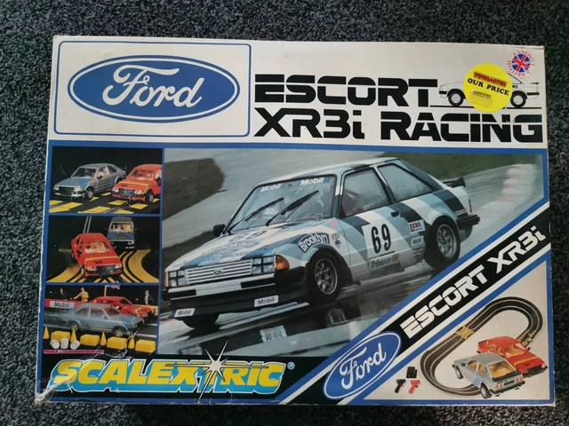 SCALEXTRIC SET FORD Escort Mk3 XR3i Racing Track Car Used Vintage Set £ ...