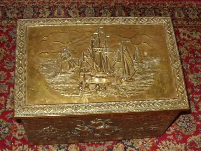 VINTAGE 1930-40S BRASS LOG/COAL CHEST BOX NAVAL SAILING-SHIP THEME £19. ...