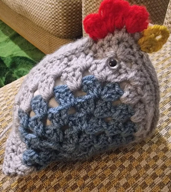 HANDMADE GRANNY SQUARE Crochet Chicken/Hen Plushie Soft Toy Pl Read ...