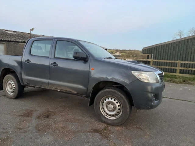 TOYOTA HILUX DOUBLE Cab Pick Up 4wd 2.5 £6,000.00 - PicClick UK