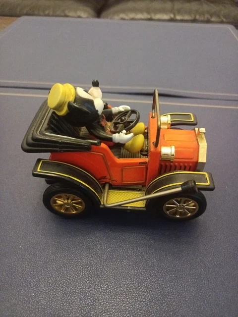 VINTAGE MASUDAYA CORP. 1981 Mickey Mouse In His Racing Car With Pull ...