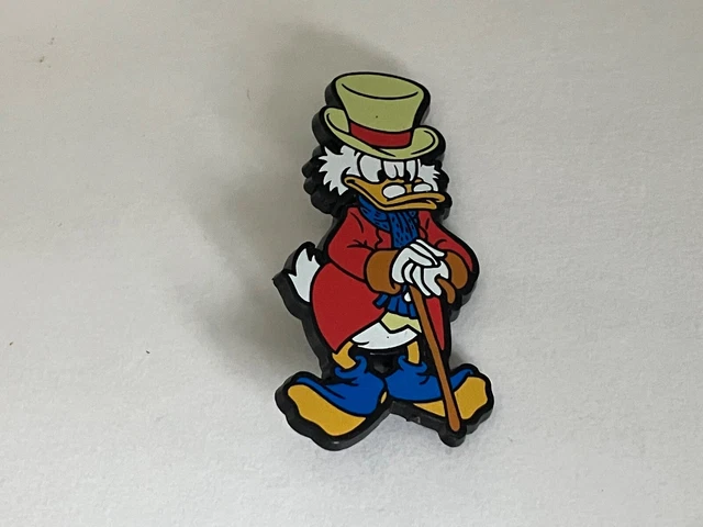 ORIGINAL DISNEYS SCROOGE McDuck Plastic Pin Badge £29.50 - PicClick UK