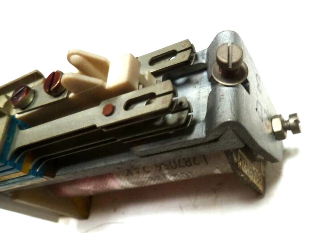 GPO STROWGER 3000 Type Relay With A 100 Ohm Coil £4.99 - PicClick UK