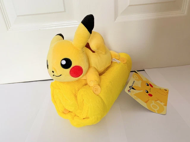 POKÉMON CENTER JAPAN 2021 PikaPika Box Exclusive Plush Blanket ...