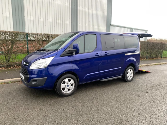 2018 FORD TOURNEO Custom Titanium Transit 6 Seat - NEW WET BELT ...