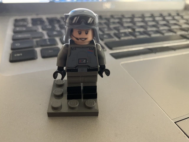 LEGO STAR WARS 75313 General Maximillian Veers Minifig New Ucs At-At ...