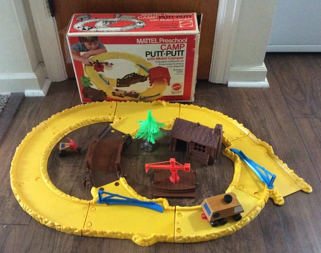 VINTAGE 1973 MATTEL Preschool Camp Putt-Putt With Motor Camper Play ...