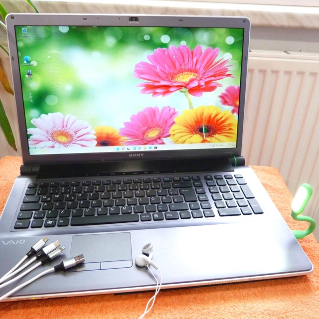 SONY VAIO AW41 18 Zoll xBLACK Kino BLURAY DOLBYSOUND l Windows 11 I 8GB ...