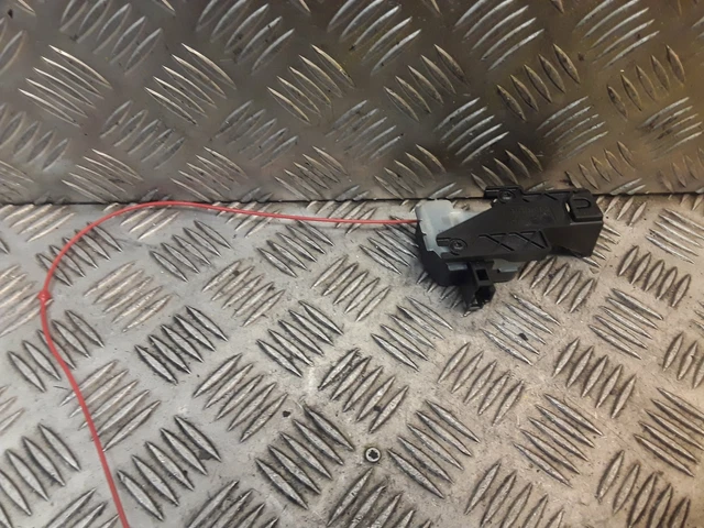 MERCEDES W212 FUEL Tank Cover Lock Actuator C E-CLASS W204 S212 ...