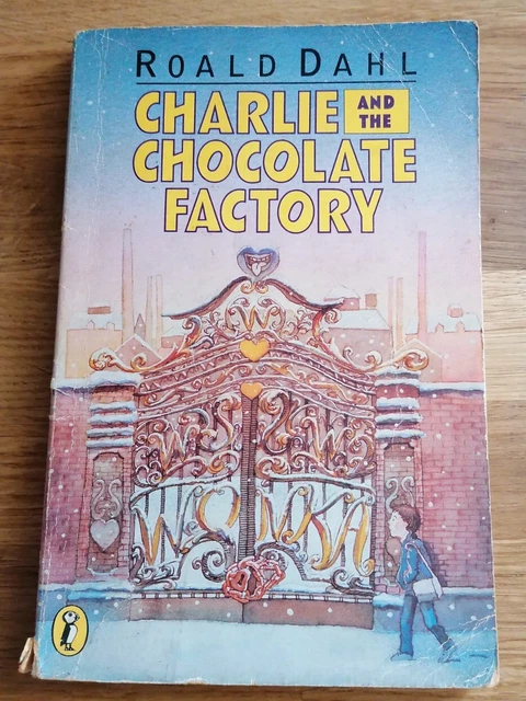 Book Roald Dahl Charlie And The Chocolate Factory Puffin Paperback