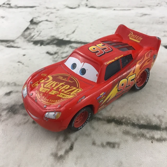 DISNEY PIXAR CAS Lightning McQueen Red 3” Race Car Vehicle Mattel £7.44 ...