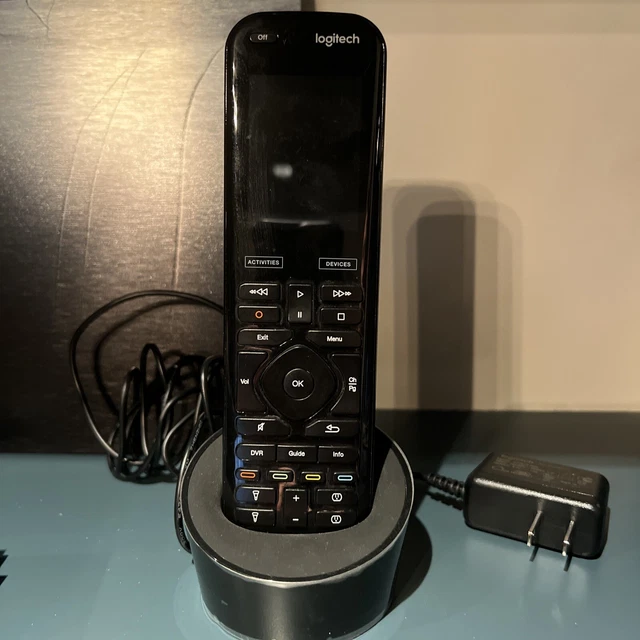 LOGITECH HARMONY ELITE Universal Smart Remote Control & Hub - Hardly ...