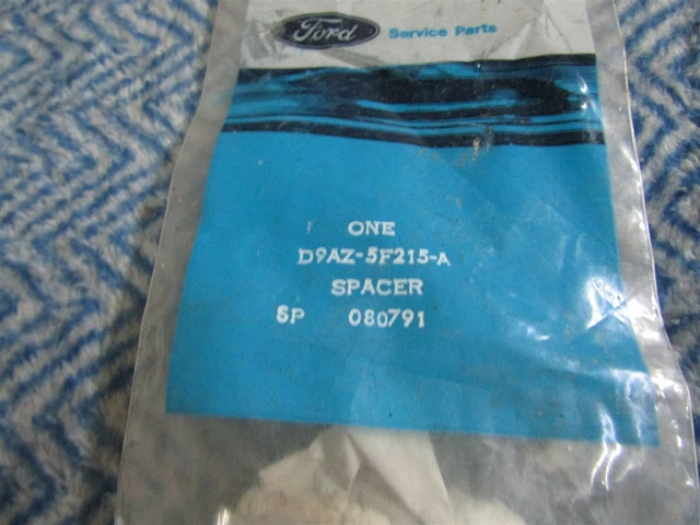 NOS FORD PIÈCE Numéro D9AZ-5F215-A Entretoise Neuf Véritable Ford EUR 7 ...