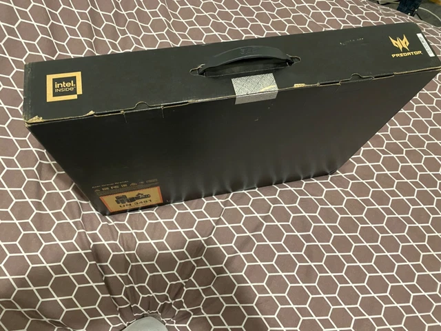 PC PORTABLE GAMING Acer Predator Helios 18 (plus d’informations dans ...