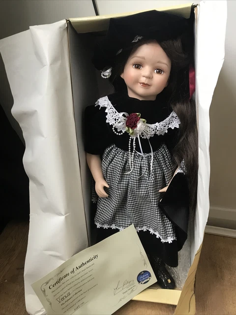 THE PALMARY COLLECTION Rare Porcelain Doll Called VENUS £50.00 ...