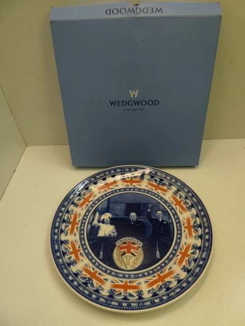 VINTAGE WEDGWOOD PLATE 1945 - 2005 Ww2 Commemorative Daily Mail ...