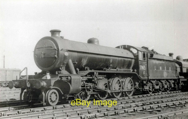 PHOTO RAILWAY EX GNR LNER O2 2-8-0 No 3965 unknown shed c1930's £5.00 ...