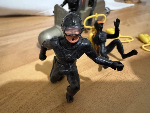 TIMPO FROGMEN + Submersible £10.26 - PicClick UK