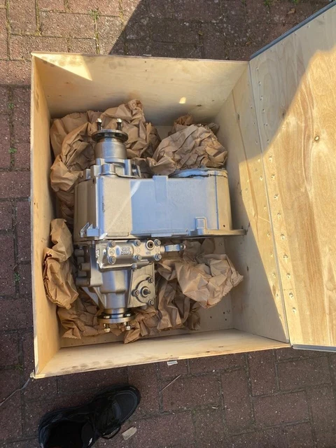 LAND ROVER DEFENDER TD5 Rebuilt LT230 Transfer Box 1.410. £700.00 ...