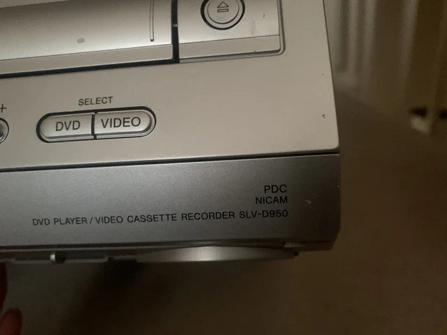 SONY SLV-D930 DVD VHS VCR Combi Combo Player Video Cassette Recorder - Silver £24.99 - PicClick UK