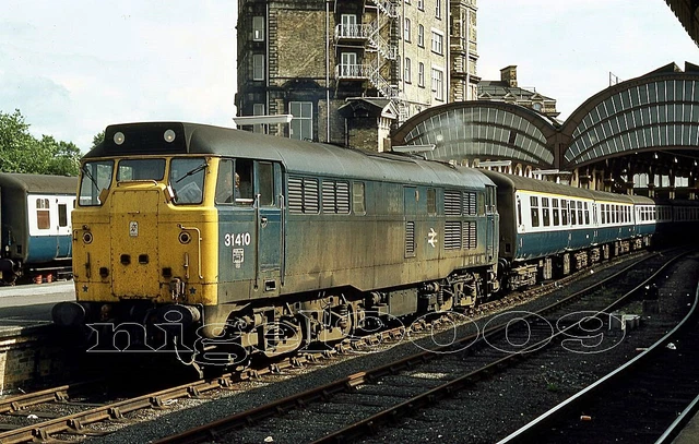 ORIGINAL KODAK 35MM Colour Slide EE Class 31 A1A-A1A 31410 York 05.1982 ...