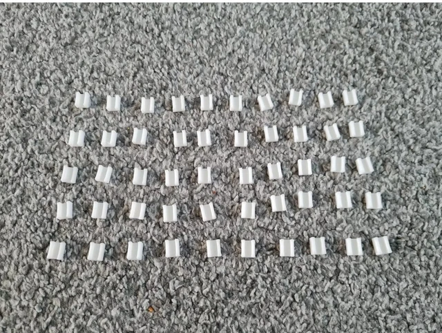 SCALEXTRIC TRACK JOINING clips 3d printed x50 £4.10 - PicClick UK