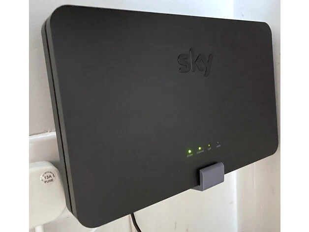 SUPPORTO DA MURO Sky WiFi Hub SR203 EUR 10,00 - PicClick IT