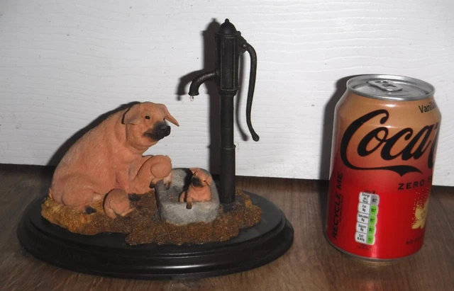 COUNTRY ARTISTS FIGURE ~ Pig With Water Pump ~ CA580 ~ Excellent £19.99 ...