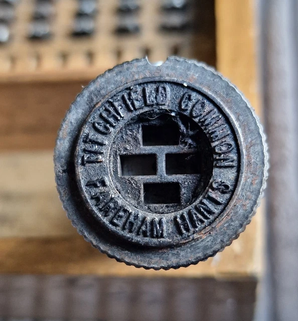 POST OFFICE ROYAL Mail GPO Date Hand Stamper Box And Dies £1.20 ...
