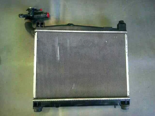 TOYOTA SIENTA 2007 DBA-NCP81G Radiatore 1640021220 [Usato] [PA50202637 ...