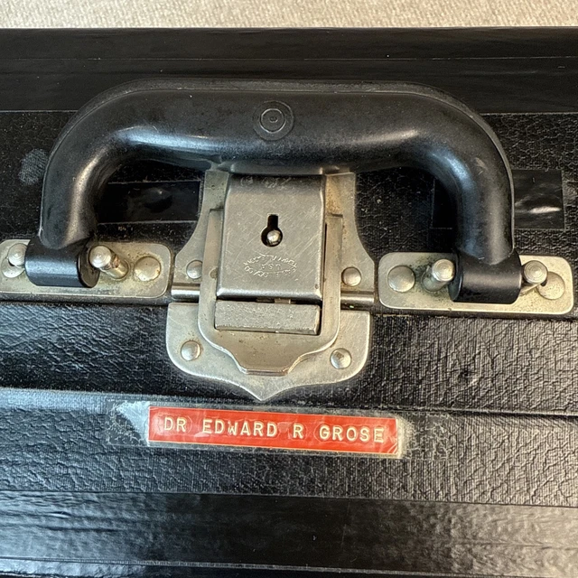 VTG BLACK EAGLE Lock Co. House Call Doctor Bag Tackle Hard Case Medical ...