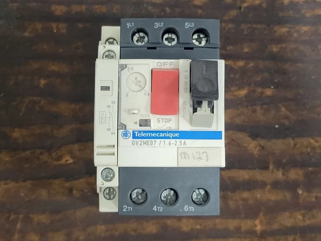 TELEMECANIQUE 1.6-2.5 AMP, 3 Pole Circuit Breaker GV2ME07 w/ Auxiliary ...