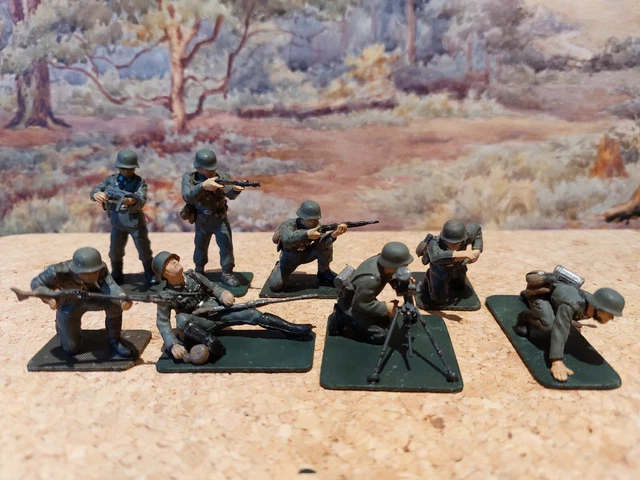 VINTAGE 1970S 1:35 Tamiya built WW2 German Army toy soldiers x 6 Field ...