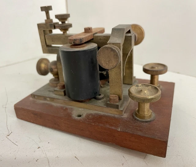 TELEGRAPHE SOUNDER RELAIS telegraphique Antique Antik Altes Old Relay ...