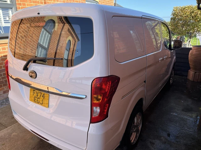 BYD VAN ELECTRIC EPT3 3500 miles! No vat! £0.01 - PicClick UK